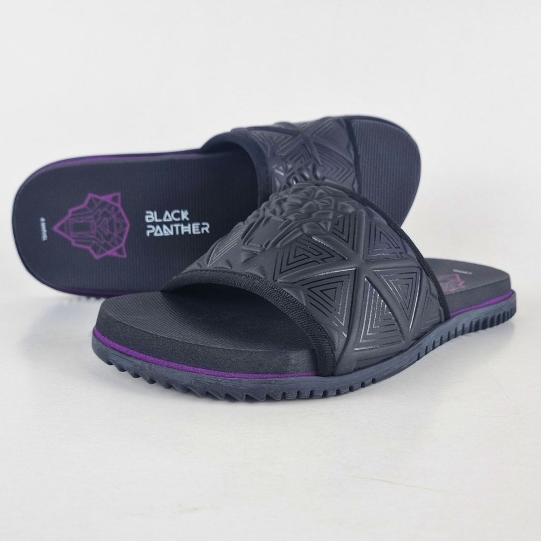 Chinelo Sandália Kenner Slide Pantera Negra Hyper-Z Preto - l Surftrip l